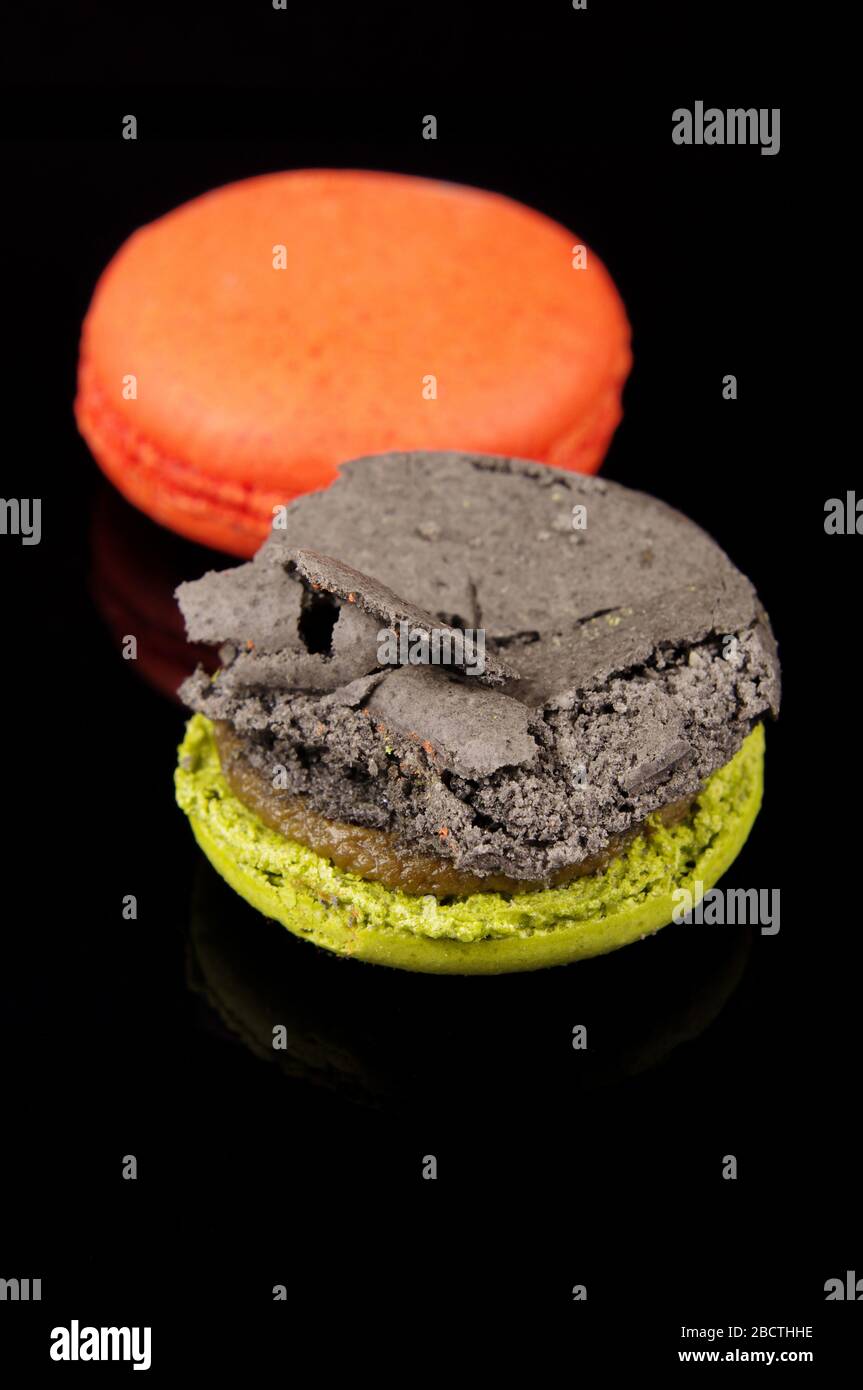 Broken meringue hi-res stock photography and images - Alamy