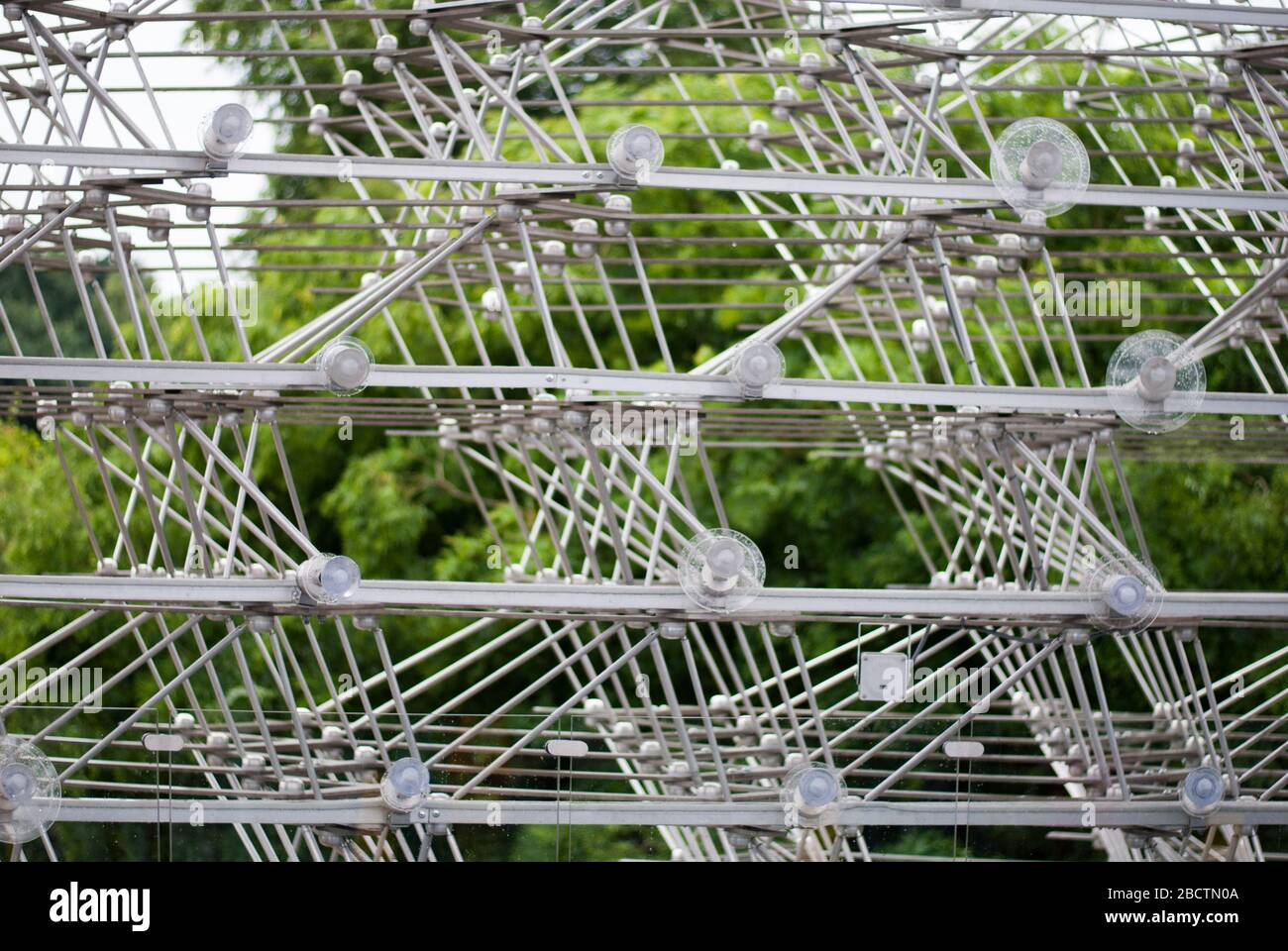 The Hive Installation Pavilion by Wolfgang Buttress BDP Architects ...