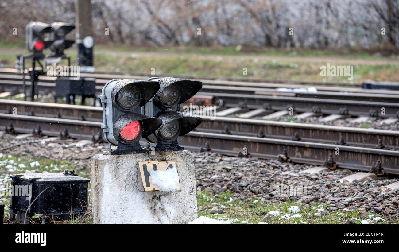 Traffic light two colors hi-res stock photography and images - Alamy