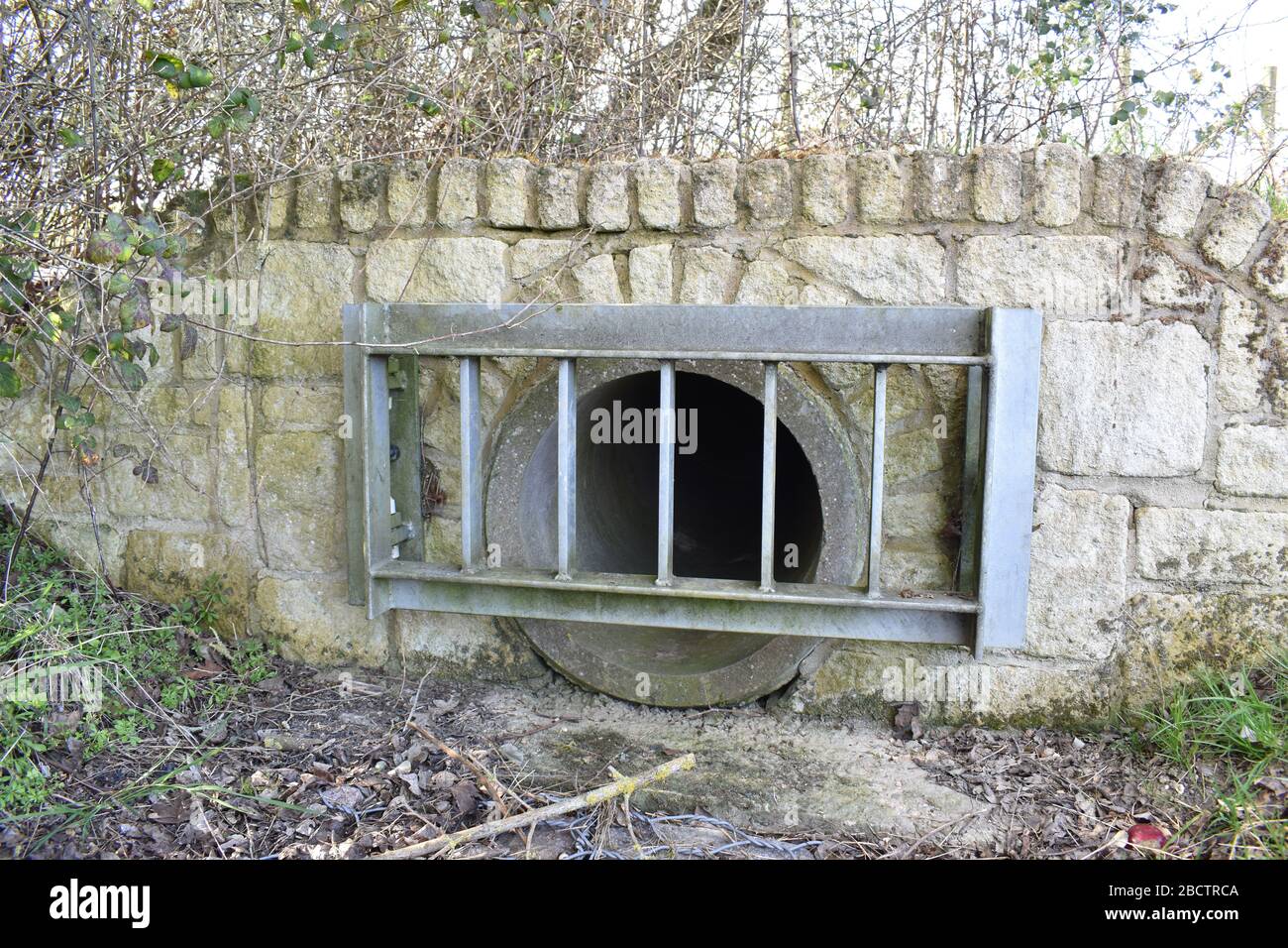 Blocked drainage channel hi-res stock photography and images - Alamy