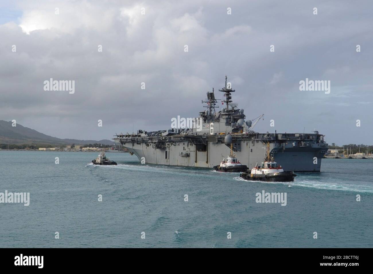 Assault boats hi-res stock photography and images - Alamy