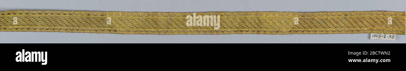 Trimming. Research in ProgressDesign of saw tooth borders with broken ...