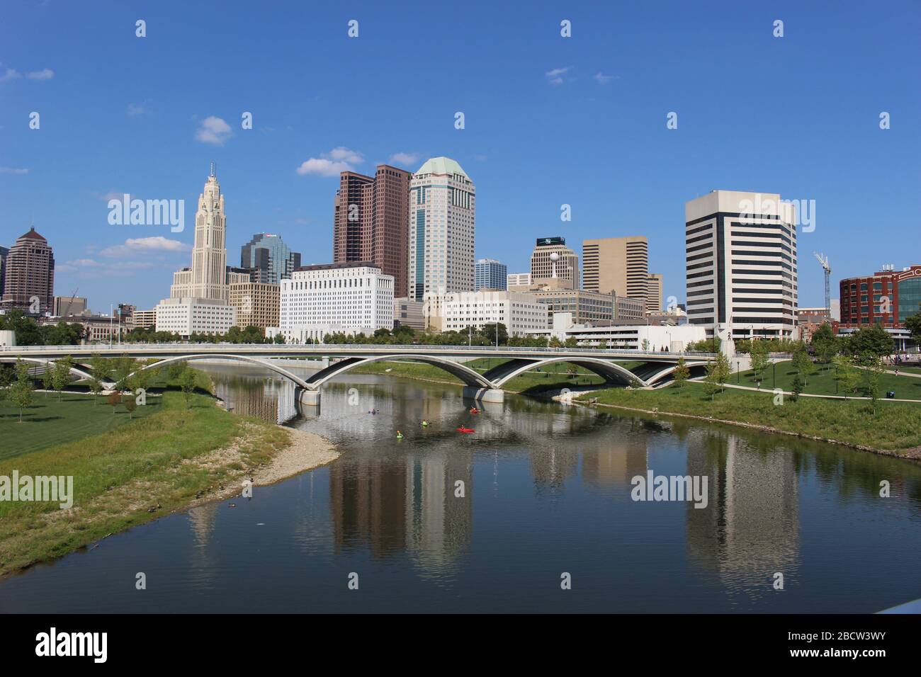 Alexander park Downtown Columbus Ohio green landscape with green trees ...