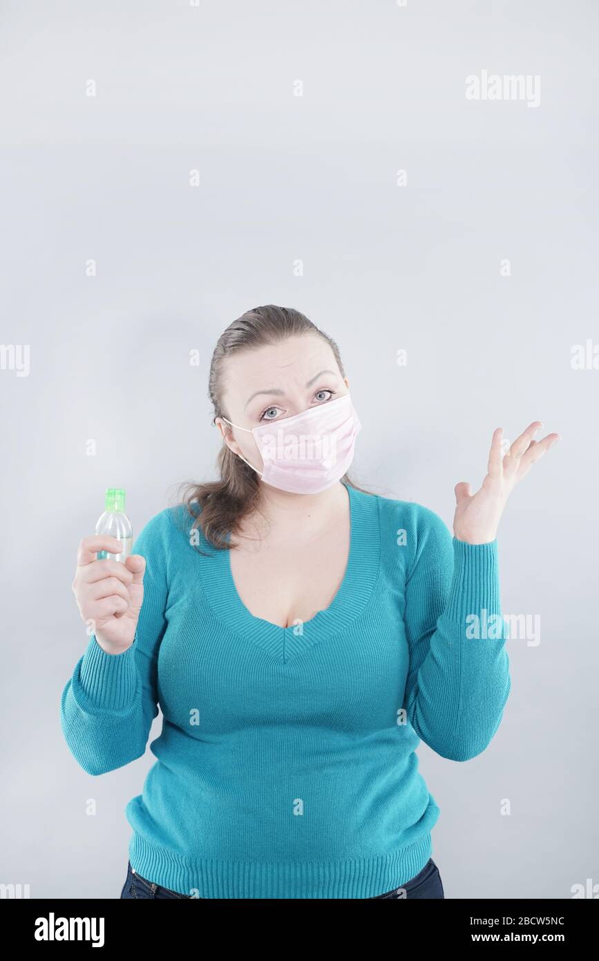 Hand of woman that applying alcohol spray or anti bacteria spray to ...