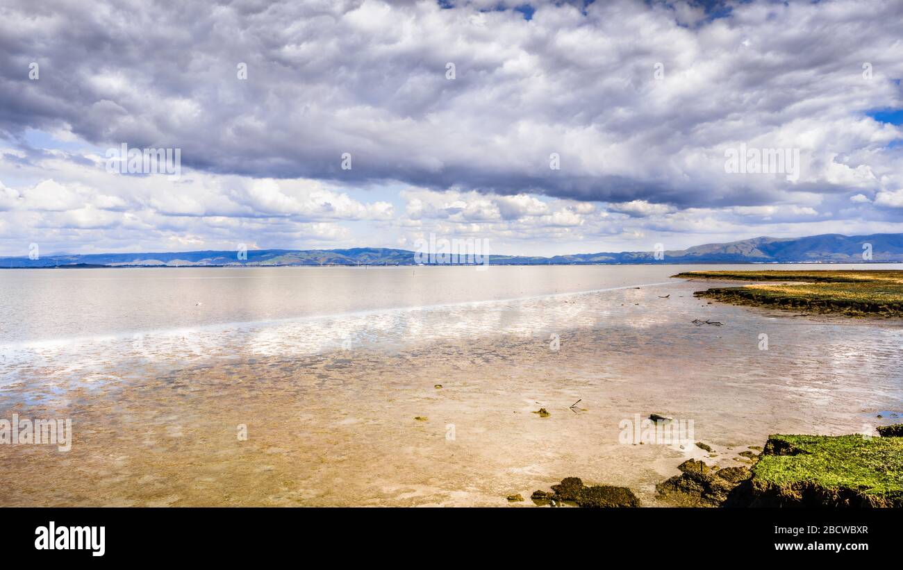 Wet muddy area hi-res stock photography and images - Alamy