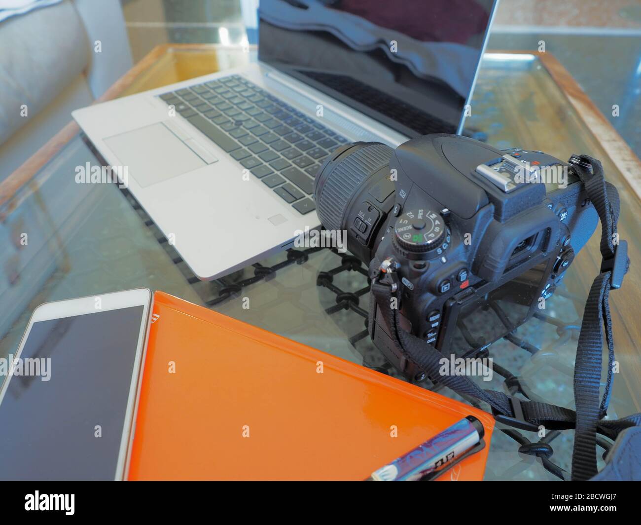 Setup camera hi-res stock photography and images - Alamy