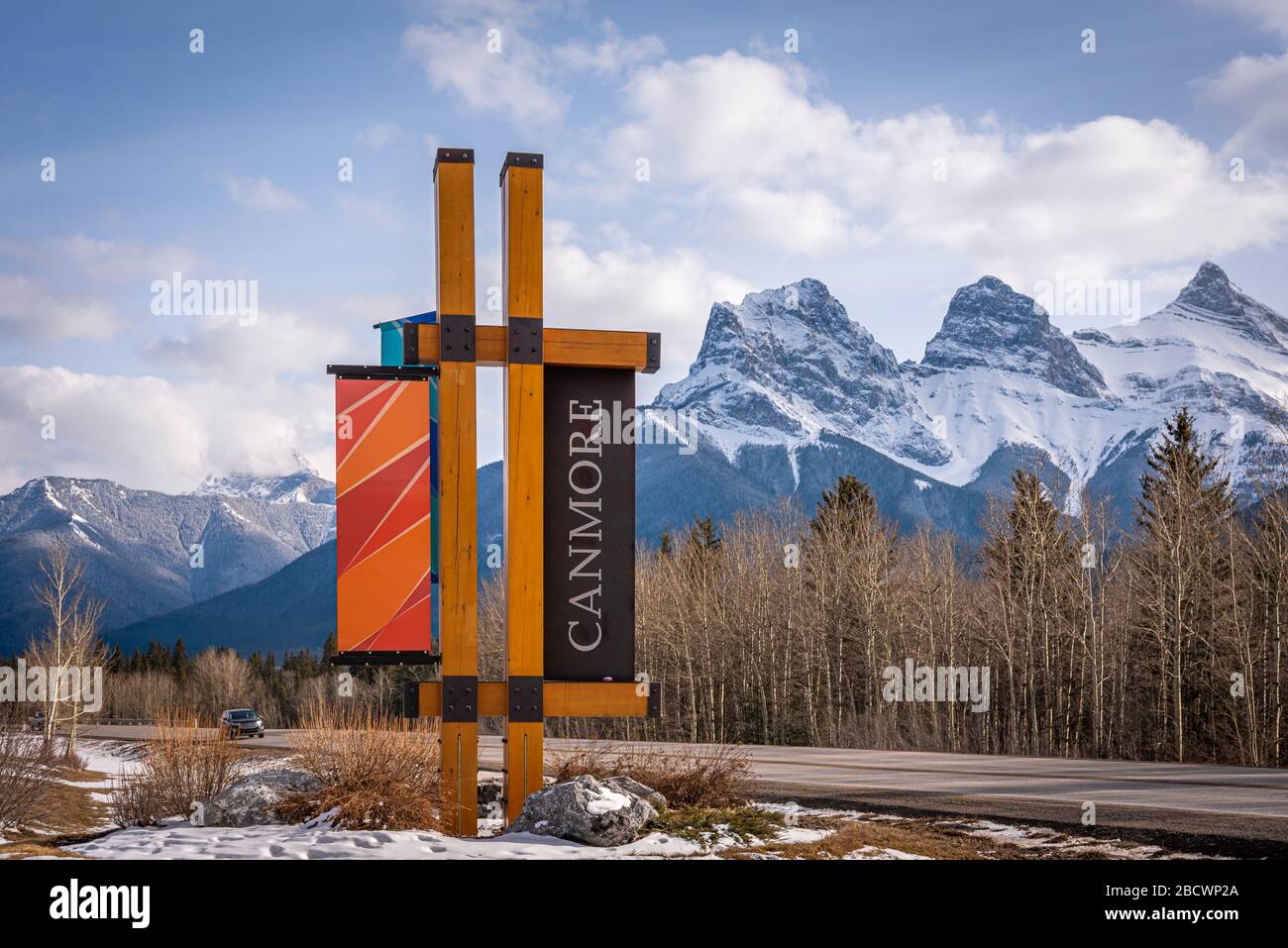 Canmore, Alberta - April 4, 2020: Canmore signage at the entrance to ...