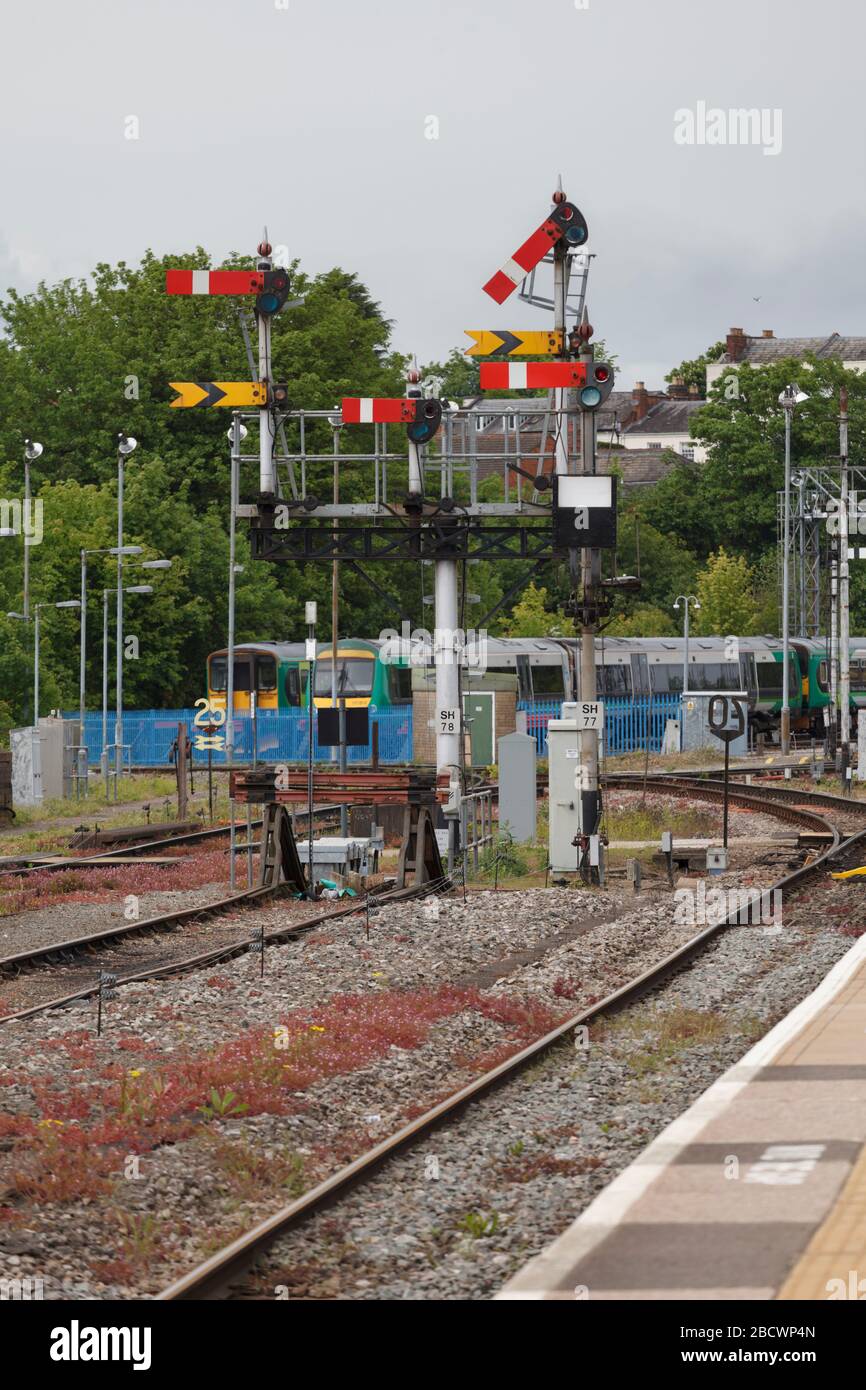 Gwr signals hi-res stock photography and images - Alamy