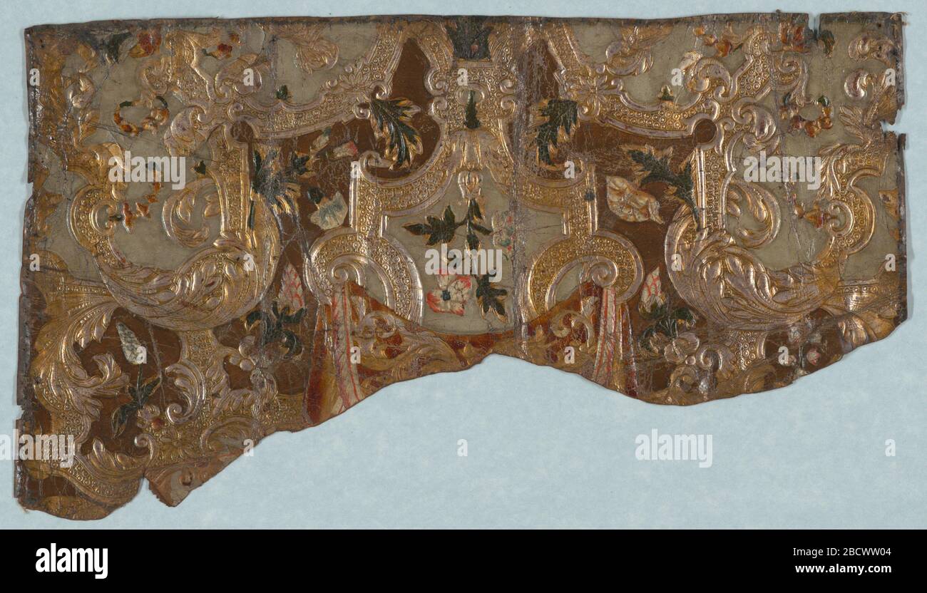 Sidewall. Bottom central motif of a large lambrequin, suspended from ...