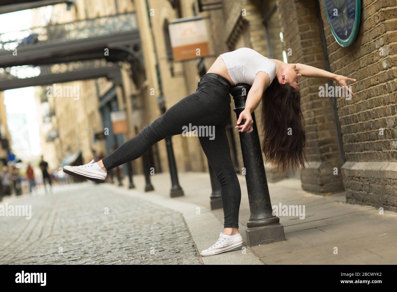 Back bend hi-res stock photography and images - Alamy