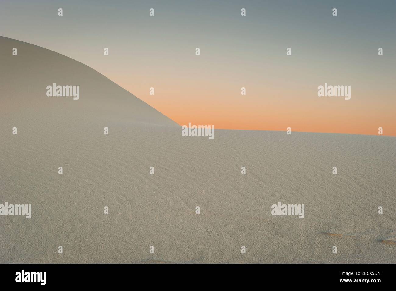 Gypsum dunefield hi-res stock photography and images - Alamy
