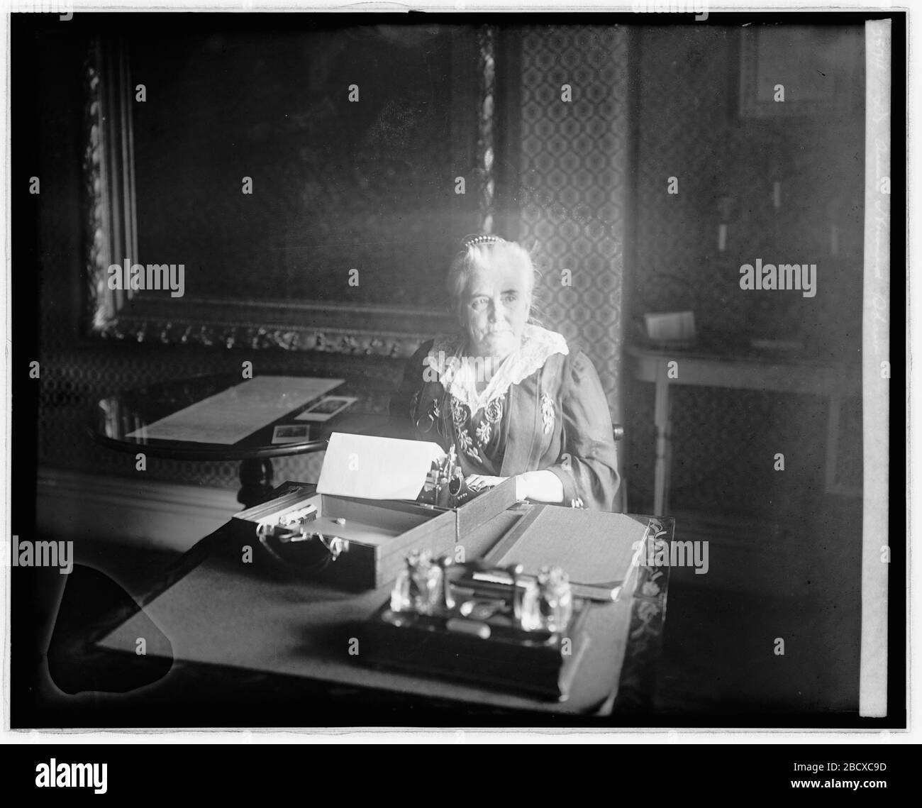 Anna howard hi-res stock photography and images - Alamy