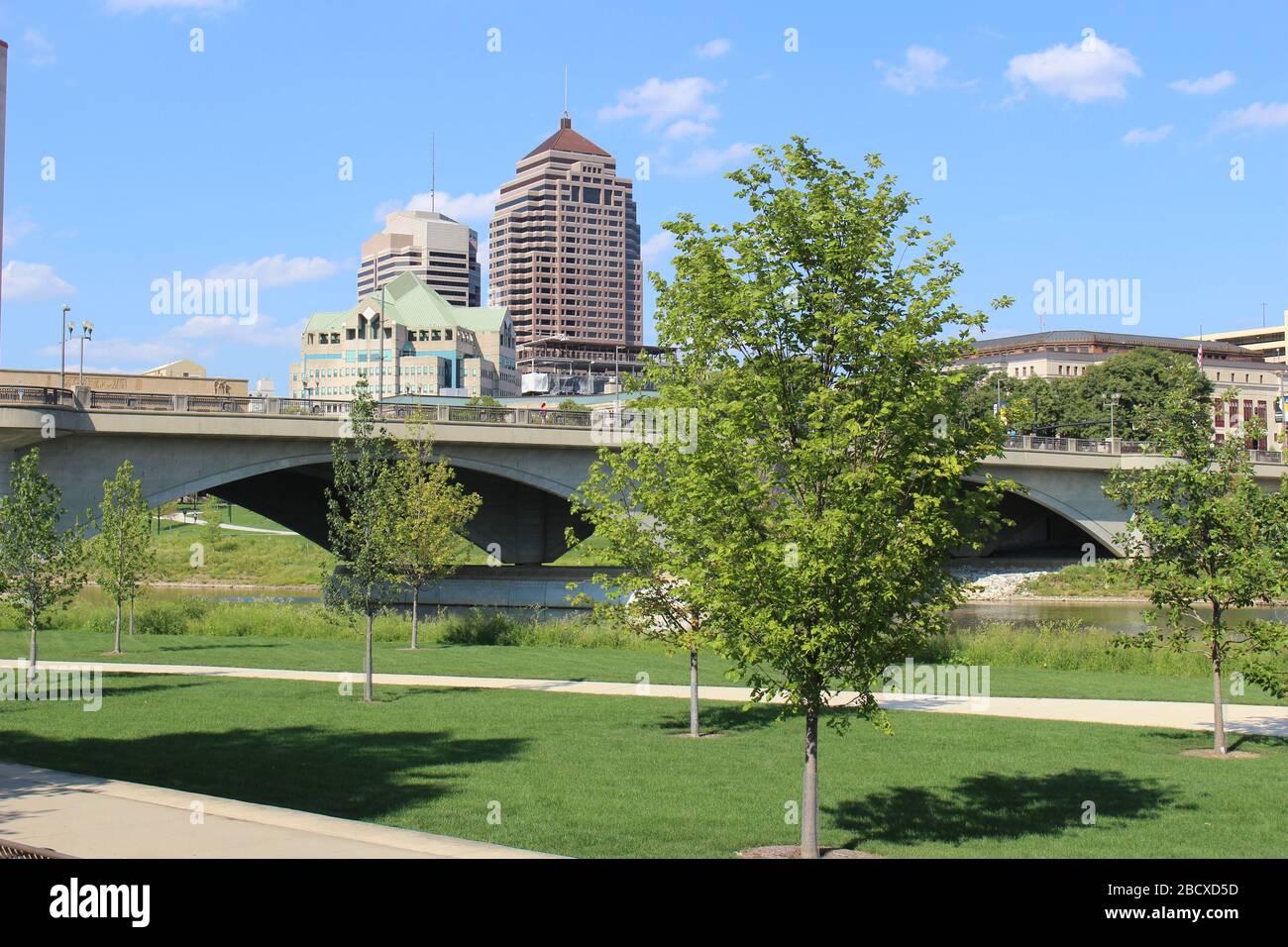 Great View of Downtown Columbus Ohio skyline, Scioto river west broad ...