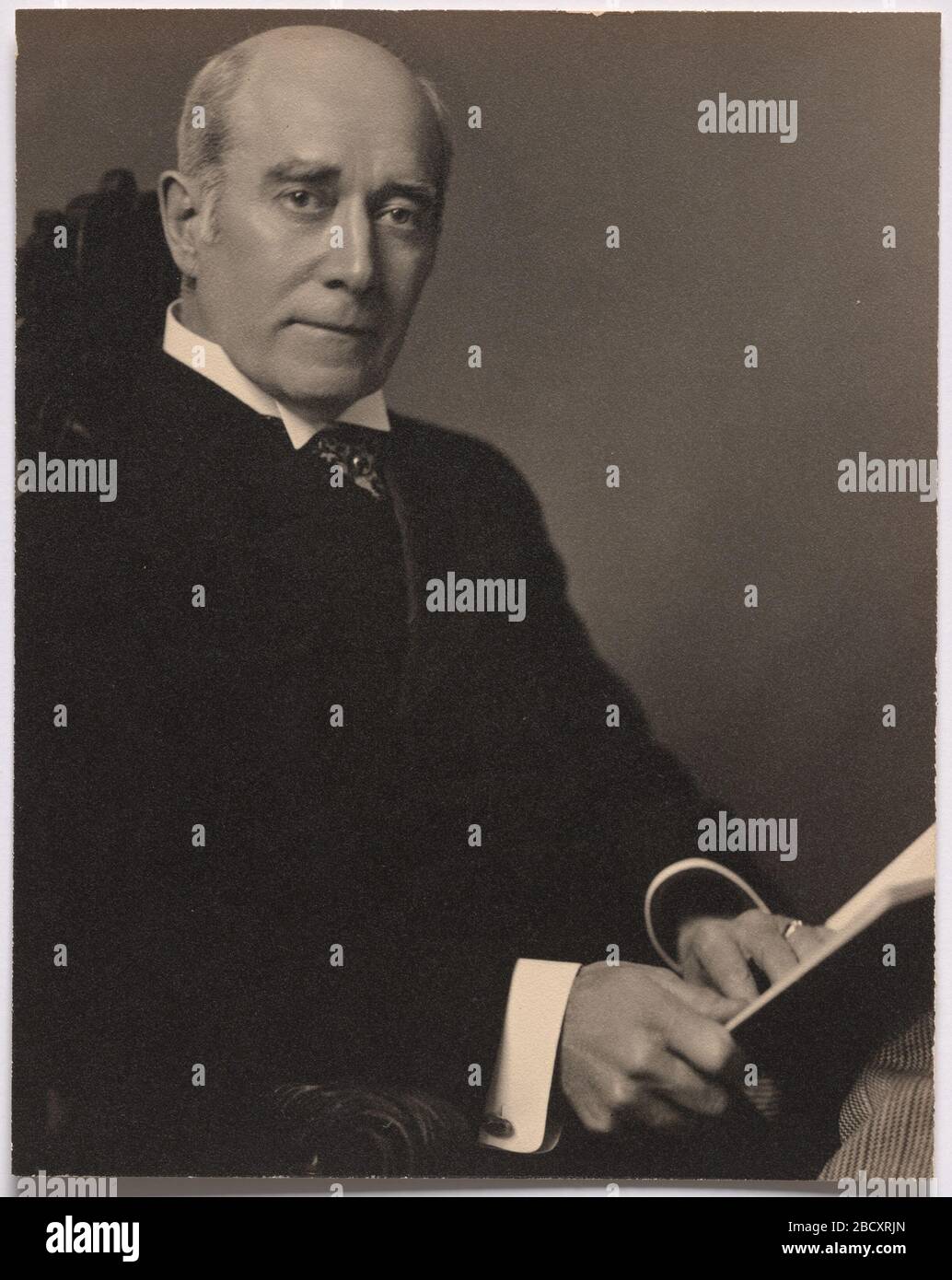 William mills hi-res stock photography and images - Alamy