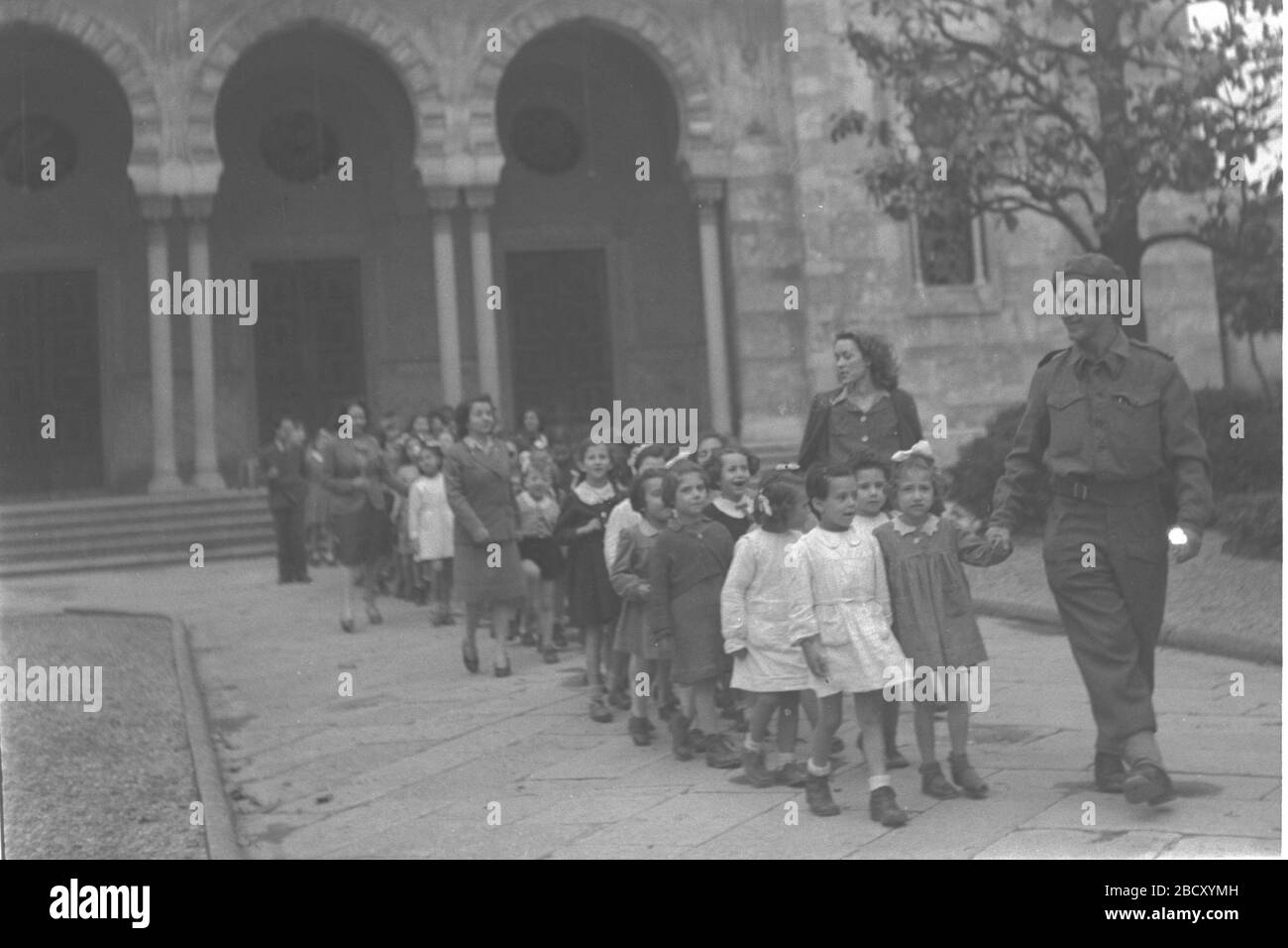 Jewish refugees world war ii hi-res stock photography and images - Alamy