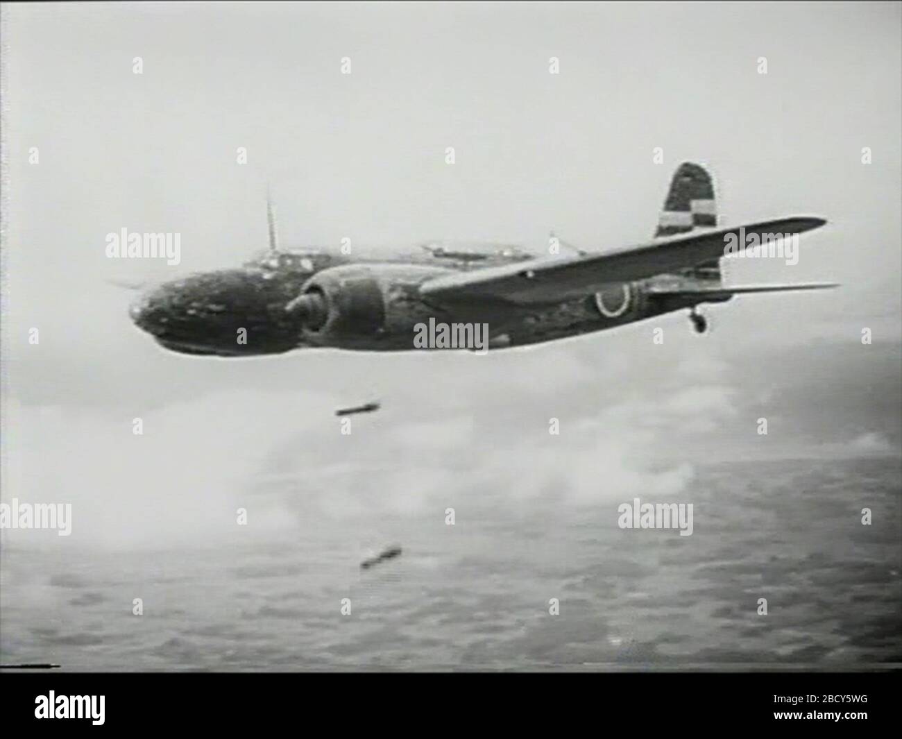 Air raid scene hi-res stock photography and images - Alamy