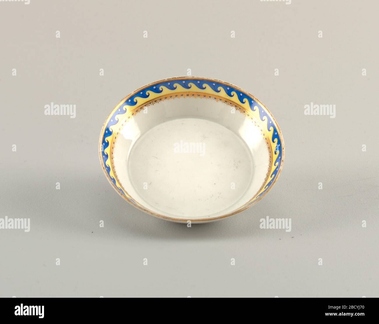 Wavy blue border hi-res stock photography and images - Alamy