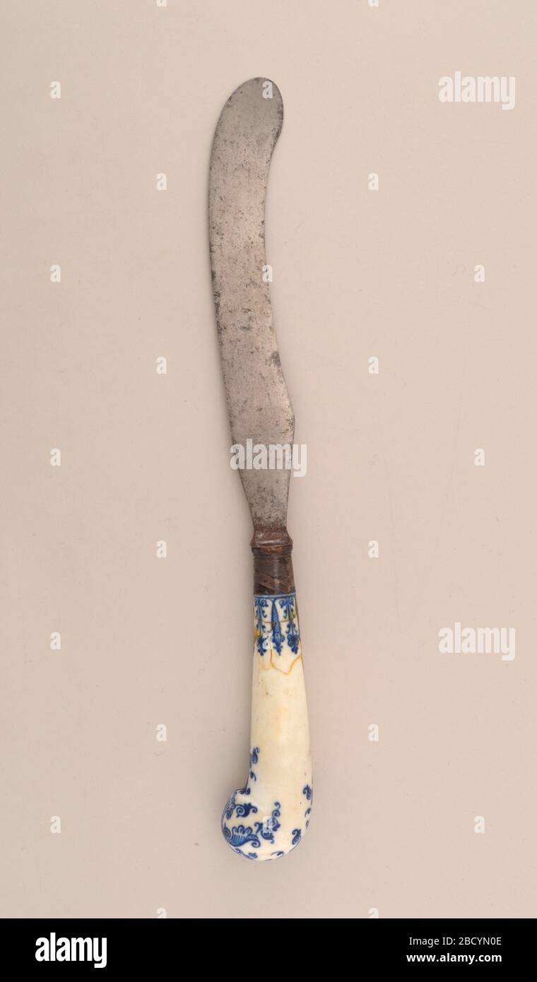 Knife. Research in ProgressSabre-shaped blade, plain bolster. Banded ...