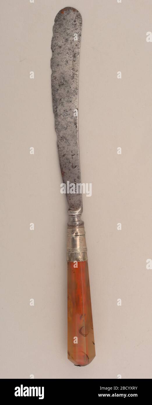 Knife. Research in ProgressSabre-shaped blade, plain bolster. Silver ...