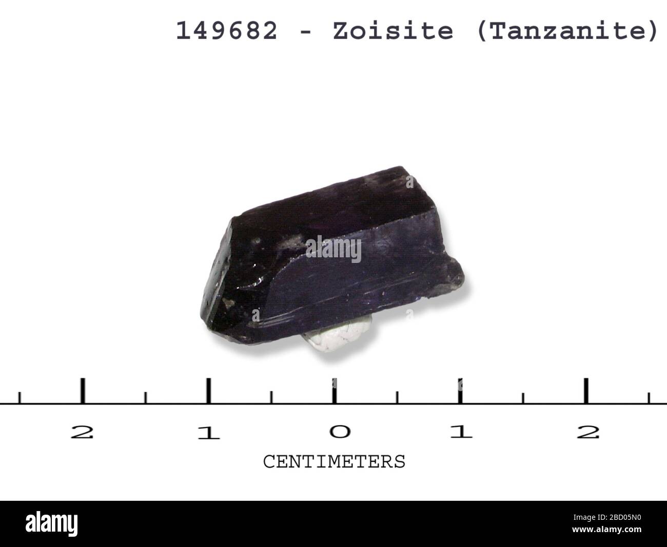 Blue zoisite hi-res stock photography and images - Alamy