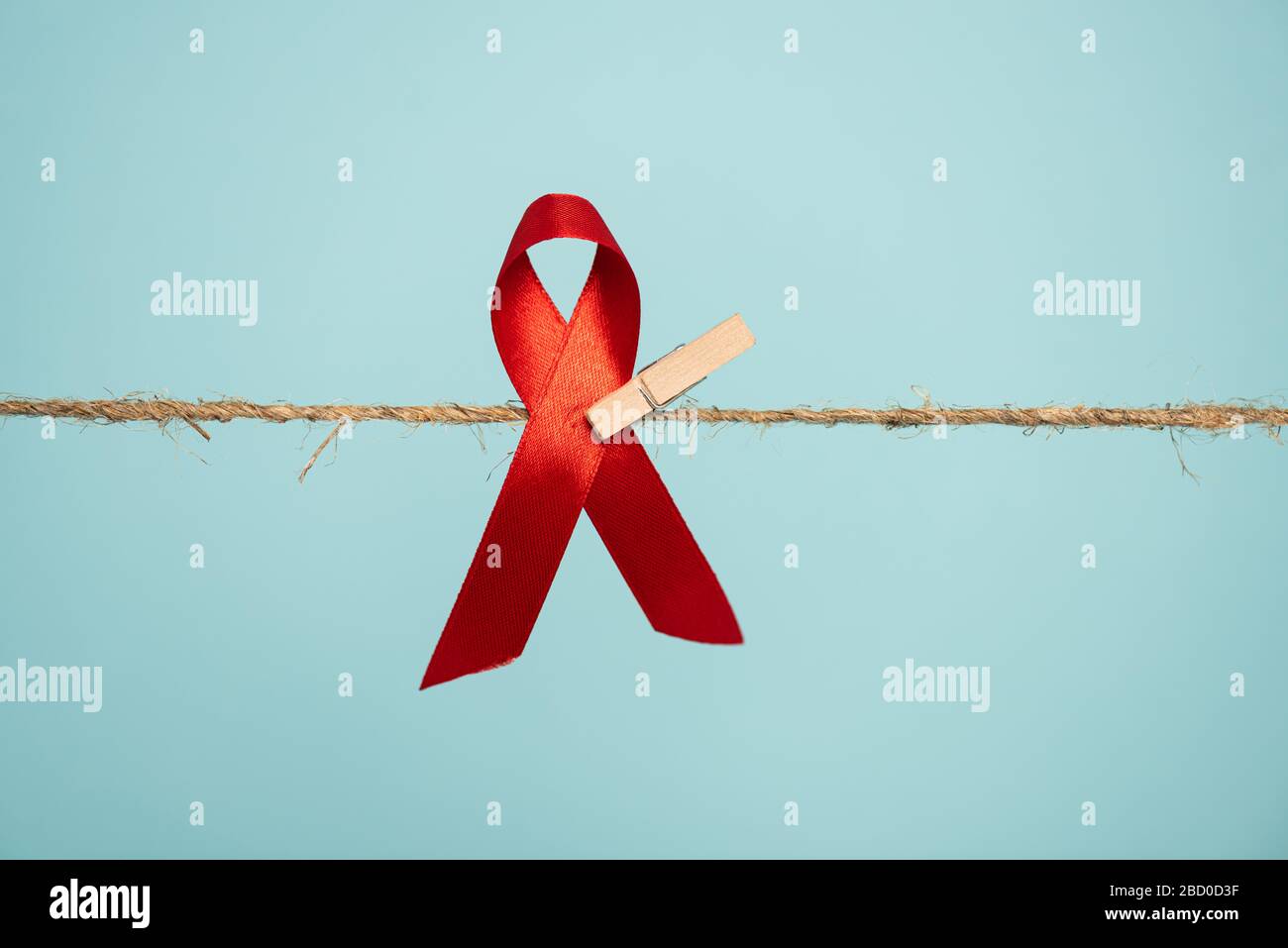 Blue ribbon pin hi-res stock photography and images - Alamy