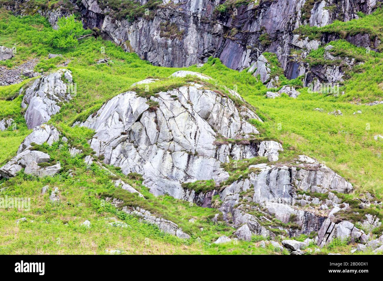 Outcrop structure hi-res stock photography and images - Alamy