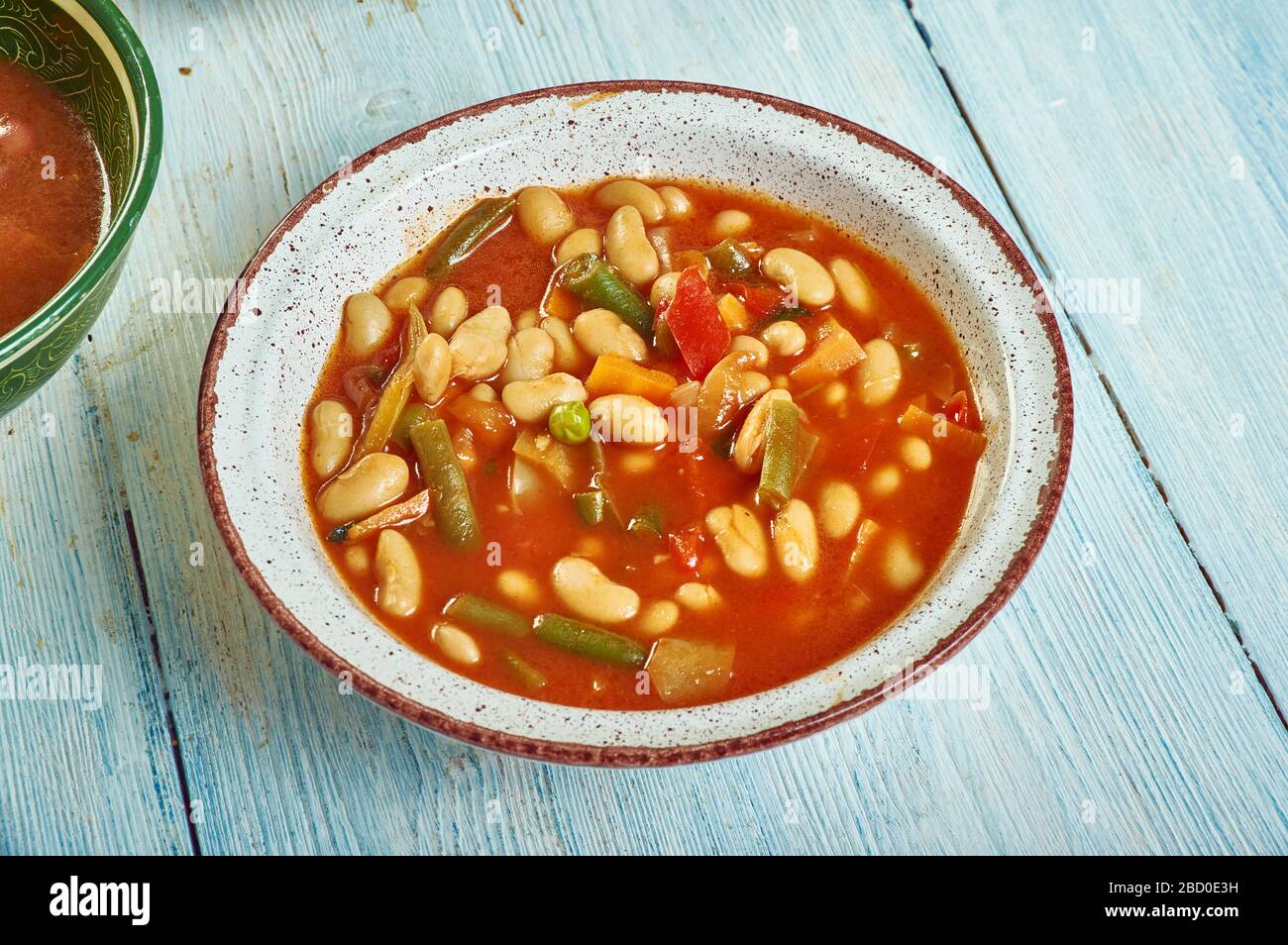 Bob v garne - Bean Guvech typical Bulgarian food Stock Photo - Alamy