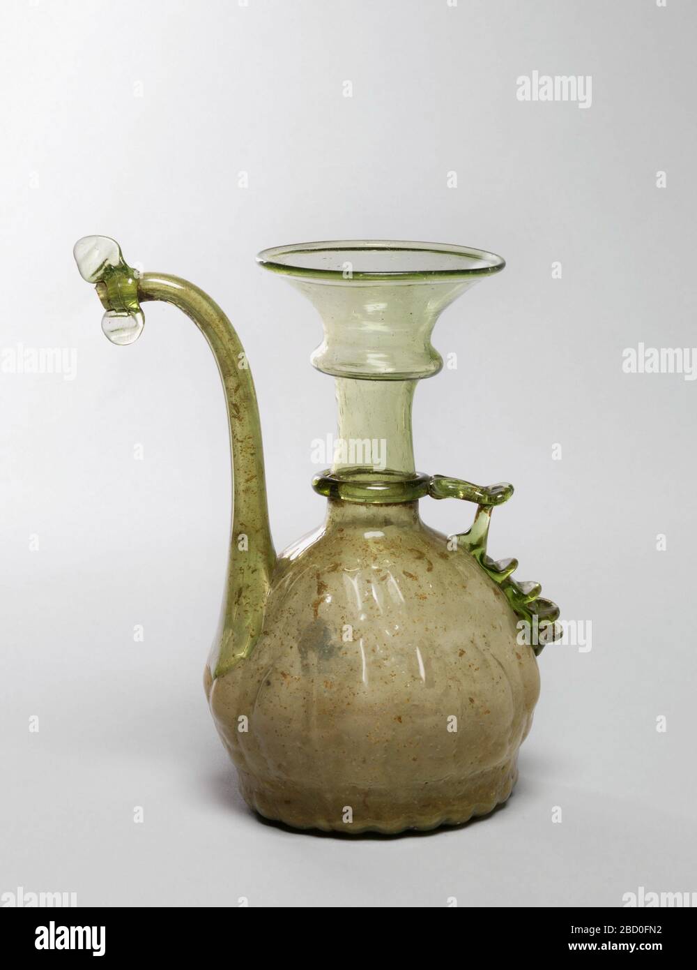 Pear shaped neck hi-res stock photography and images - Alamy