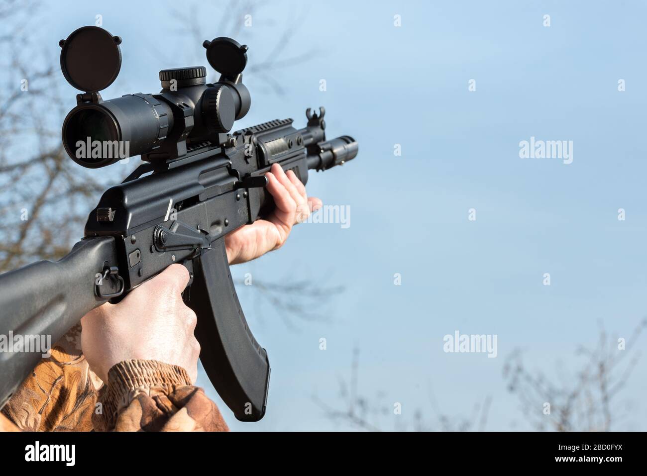 Armed soldier kalashnikov ak 47 rifle hi-res stock photography and ...
