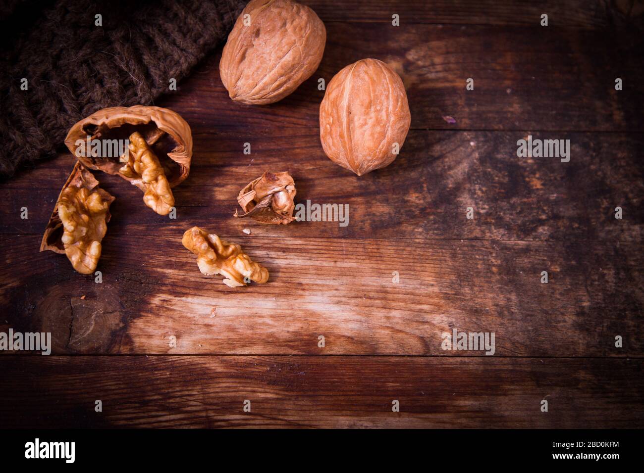 nuts with shell and without Stock Photo - Alamy