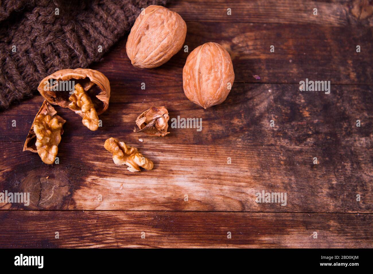 nuts with shell and without Stock Photo - Alamy