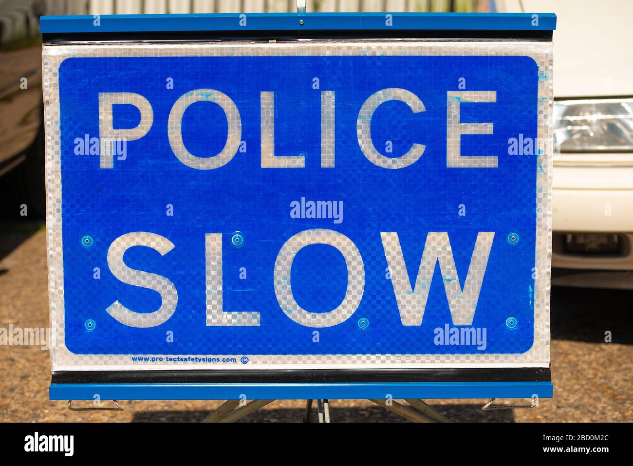 Police slow hi-res stock photography and images - Alamy