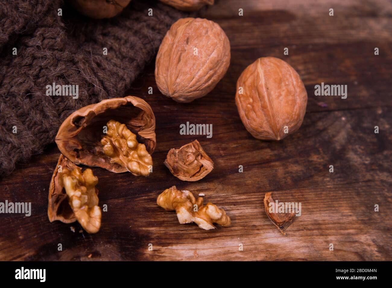 nuts with shell and without Stock Photo - Alamy