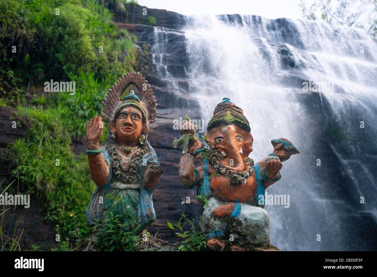 Dunsinane waterfalls Pundaluoya, Sri Lanka Stock Photo - Alamy