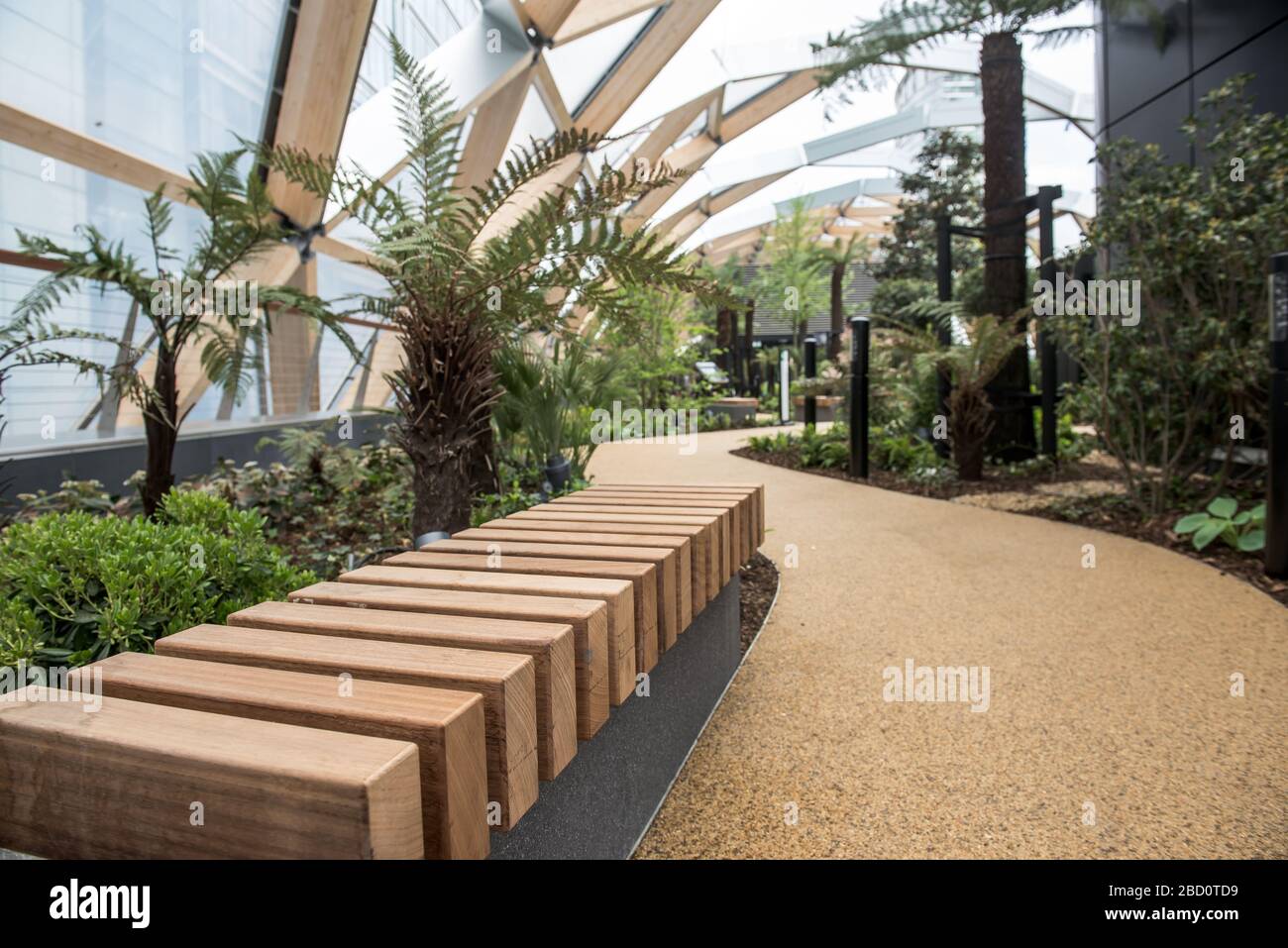 Opening Day Canary Wharf Crossrail Station - landscape design by ...