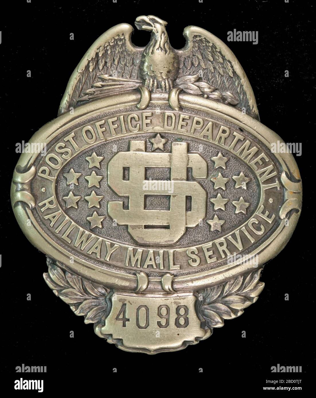 Pin badge eagle hi-res stock photography and images - Alamy