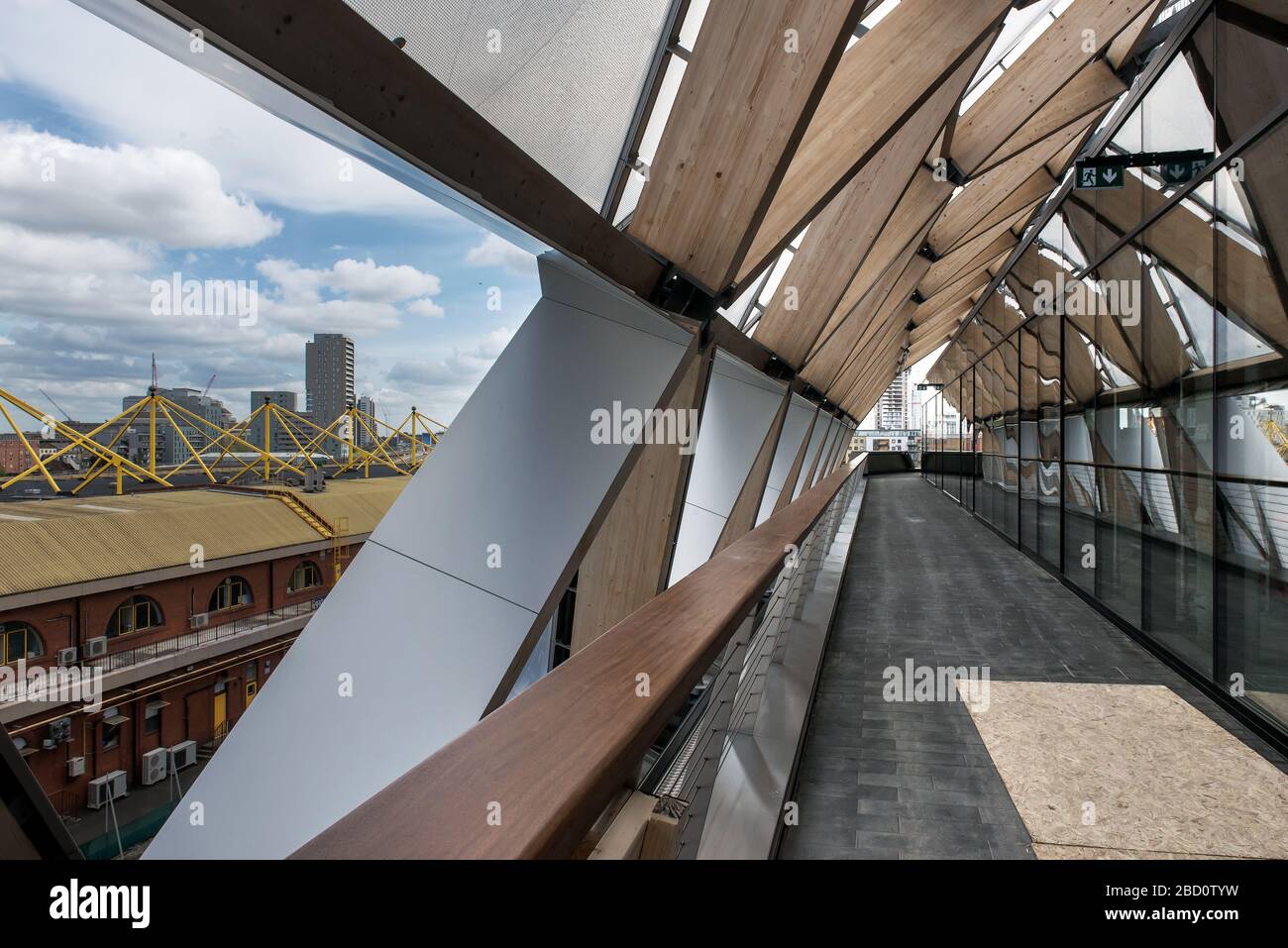 Opening Day Canary Wharf Crossrail Station - landscape design by ...
