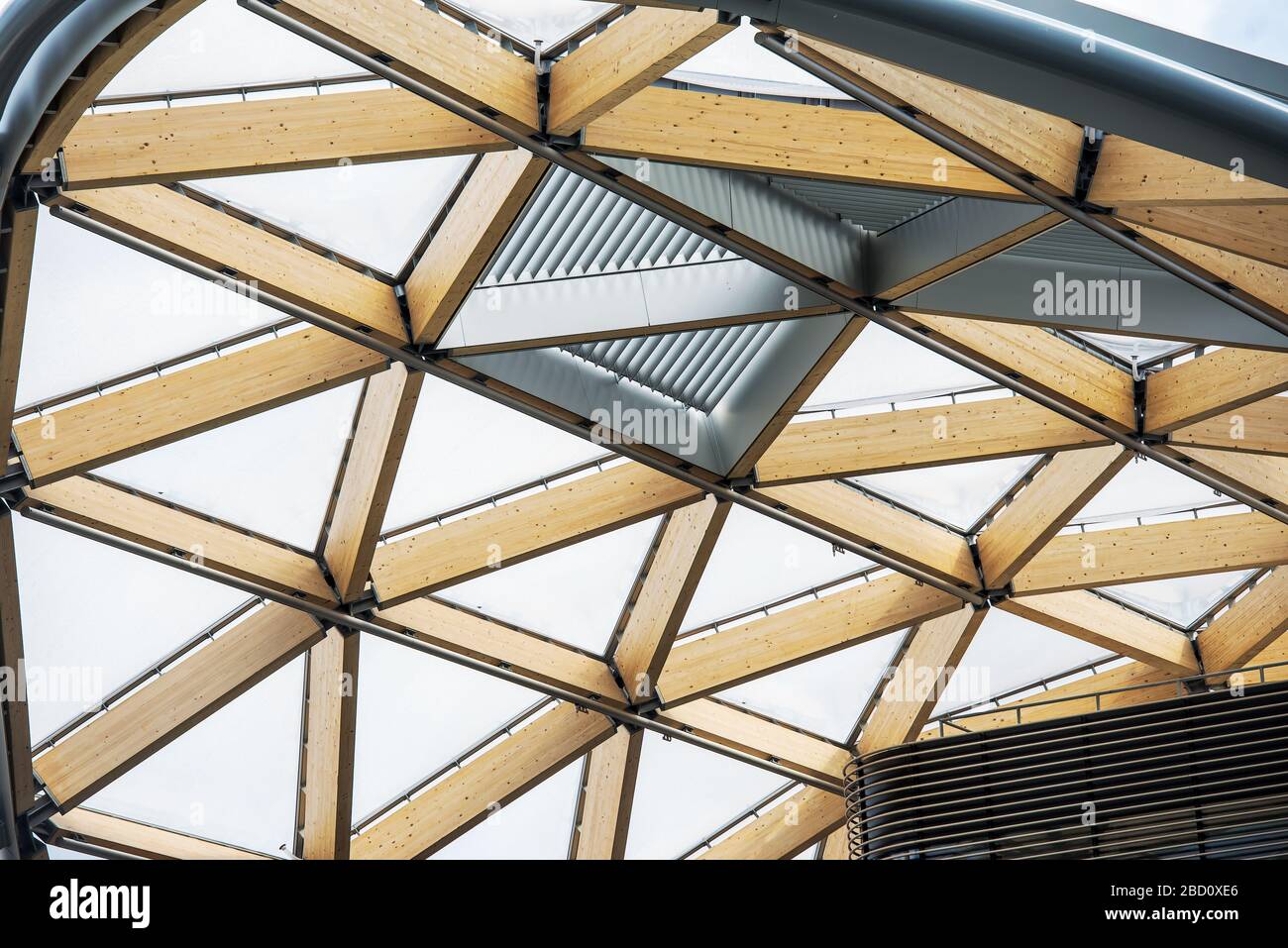 Opening Day Canary Wharf Crossrail Station - landscape design by ...