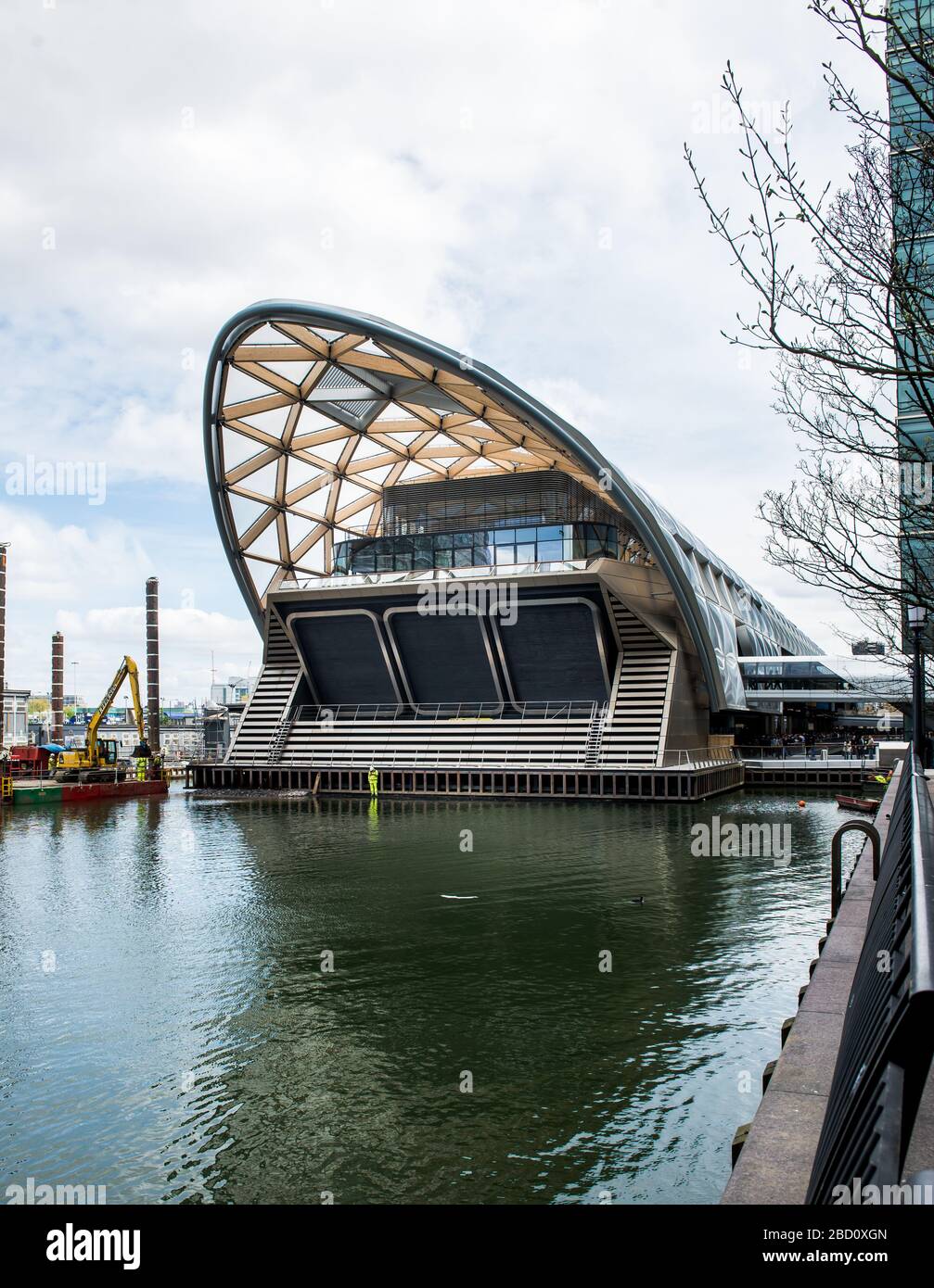 Opening Day Canary Wharf Crossrail Station - landscape design by ...