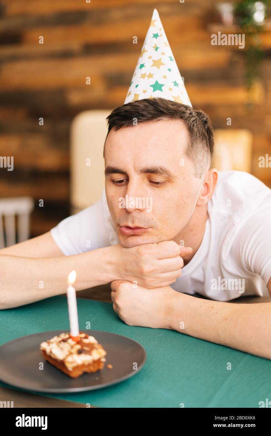 Male face cake hi-res stock photography and images - Alamy