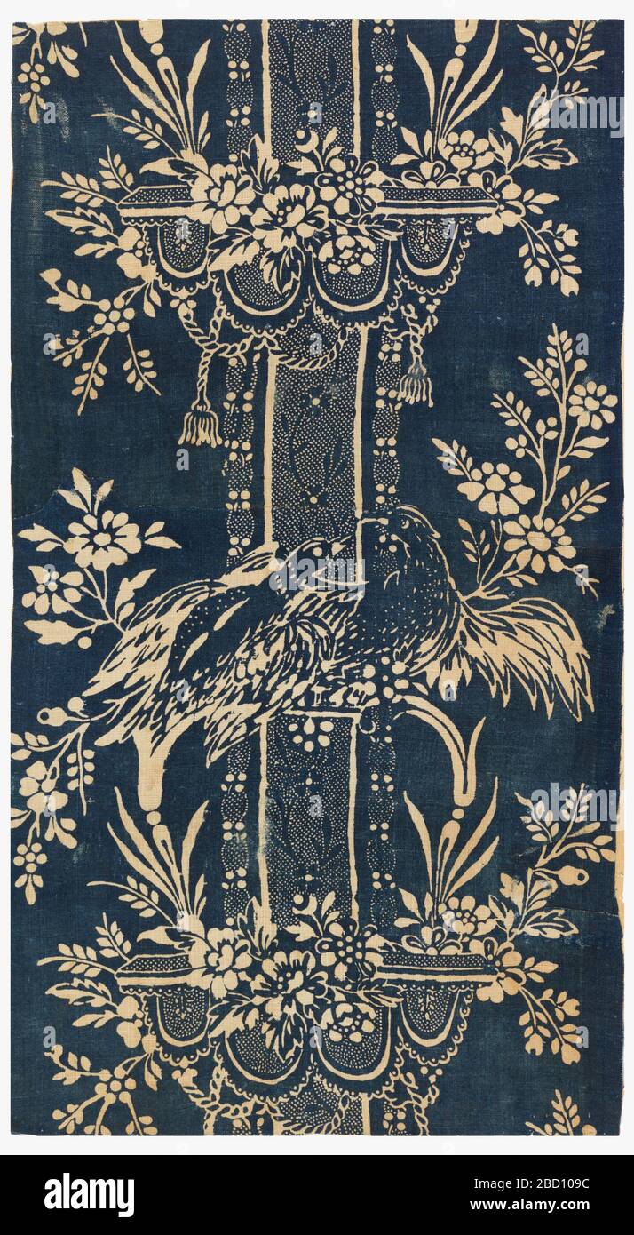 Central vertical column Cut Out Stock Images & Pictures - Alamy