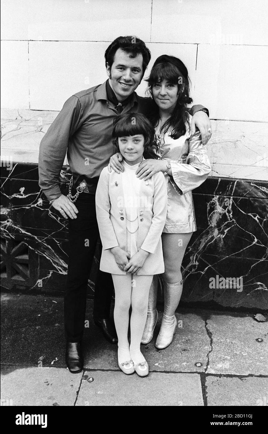 Teddy Boy family at the Elvis Presley Fan Club Convention 1972 Stock ...
