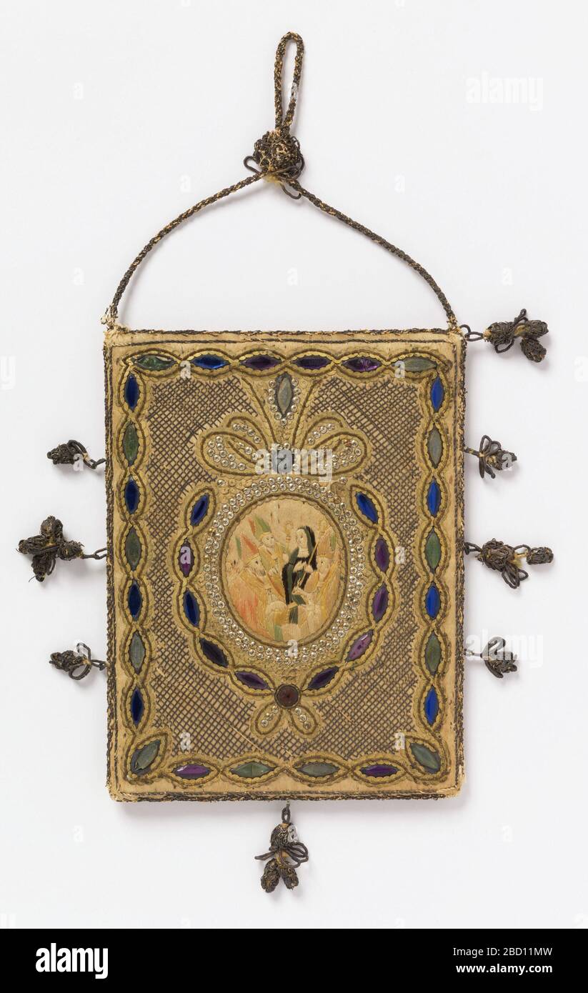 Scapular hi-res stock photography and images - Alamy