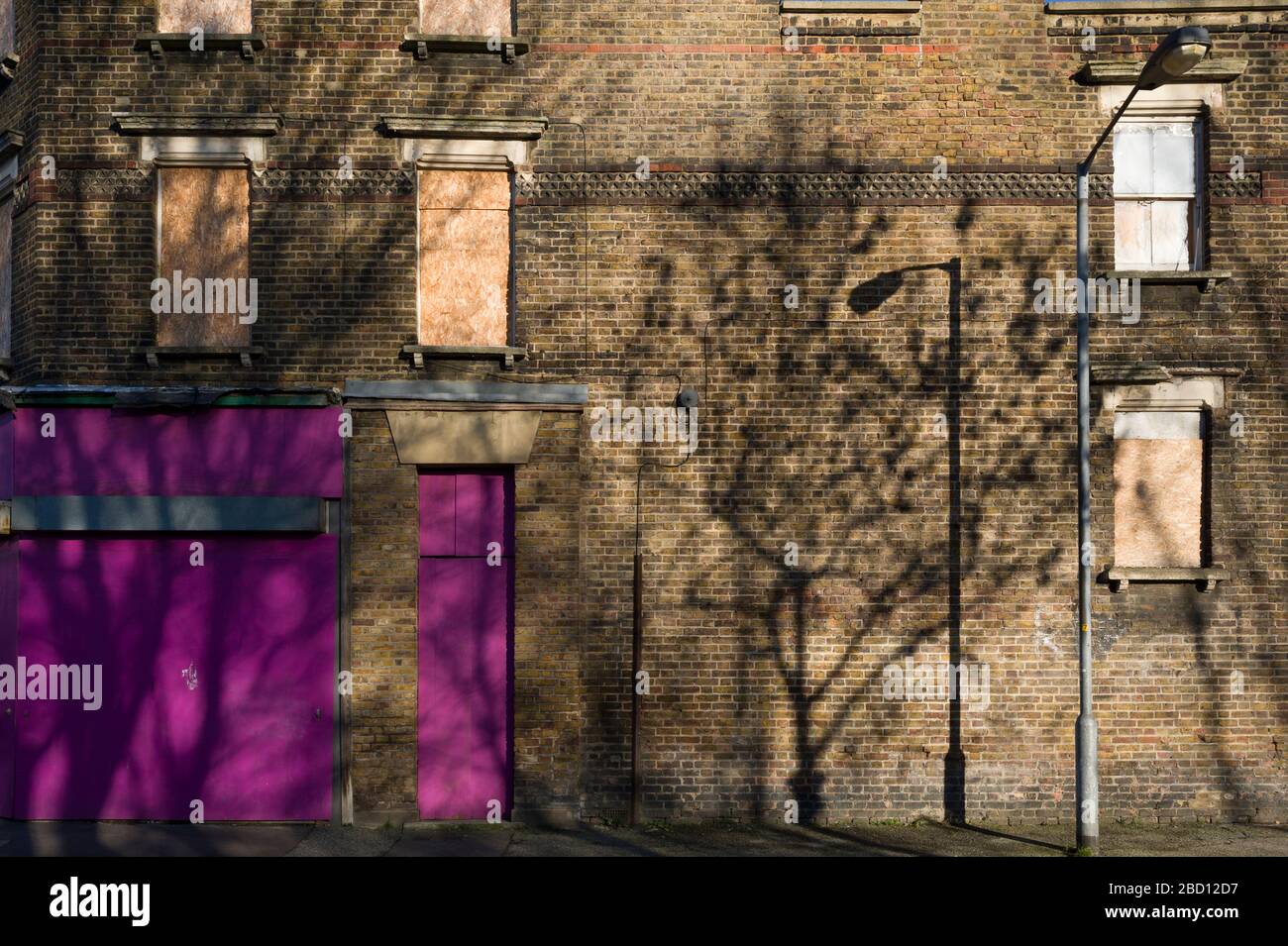 Boarded up shops, Manor Place, London SE17, UK Stock Photo - Alamy