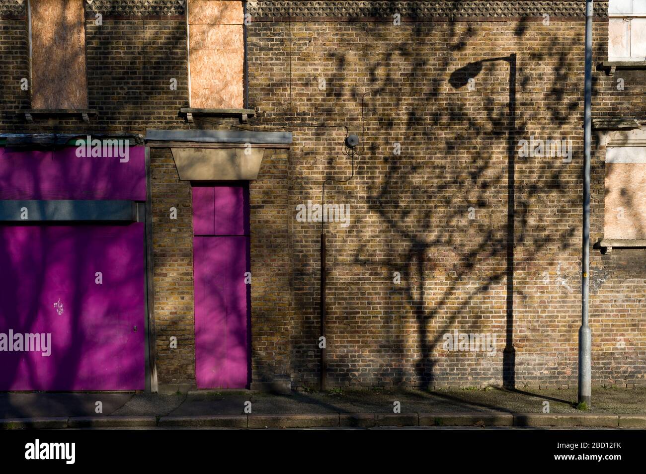 Boarded up shops, Manor Place, London SE17, UK Stock Photo - Alamy