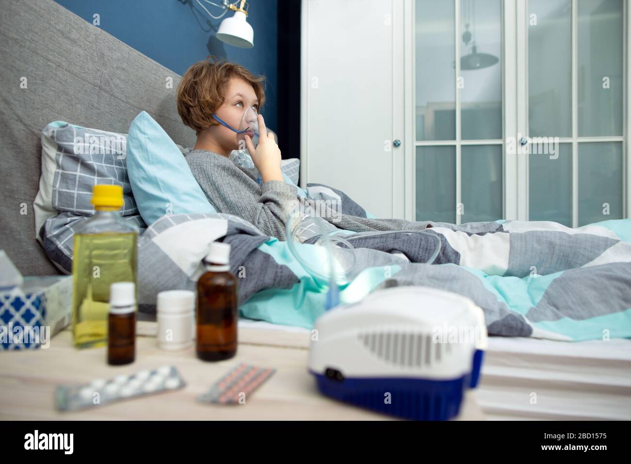 Smoke inhalation hi-res stock photography and images - Alamy