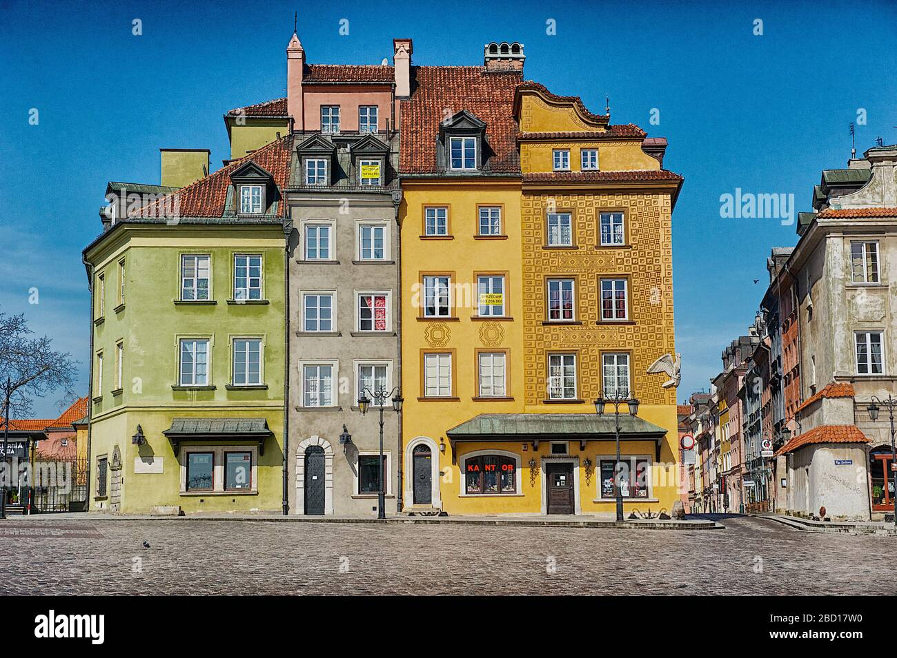 Building in Square Castle in Warsaw Stock Photo - Alamy