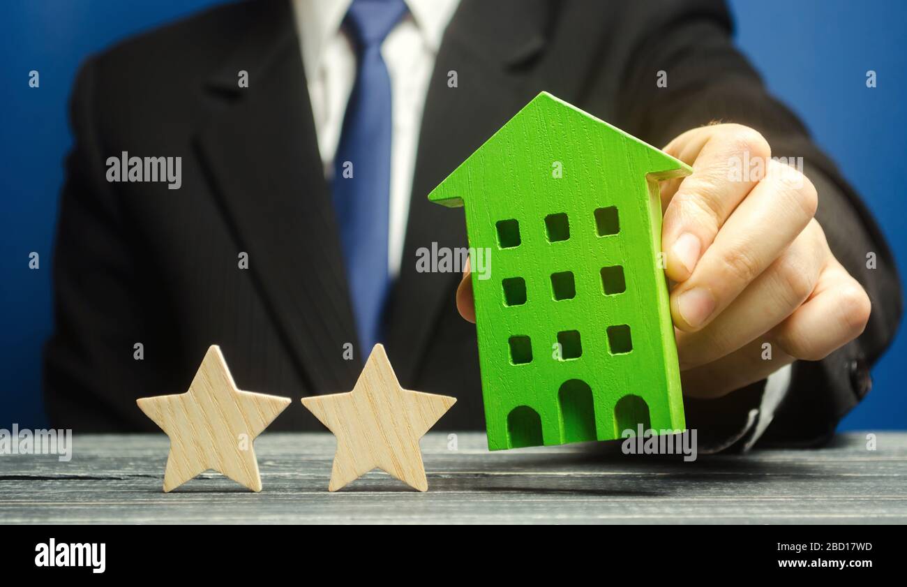 Hotel customer experience hi-res stock photography and images - Alamy