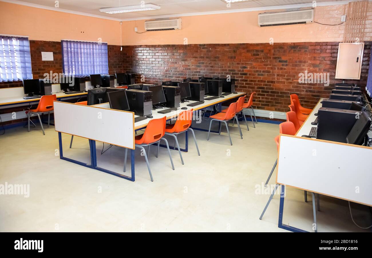 Empty classroom africa hi-res stock photography and images - Alamy