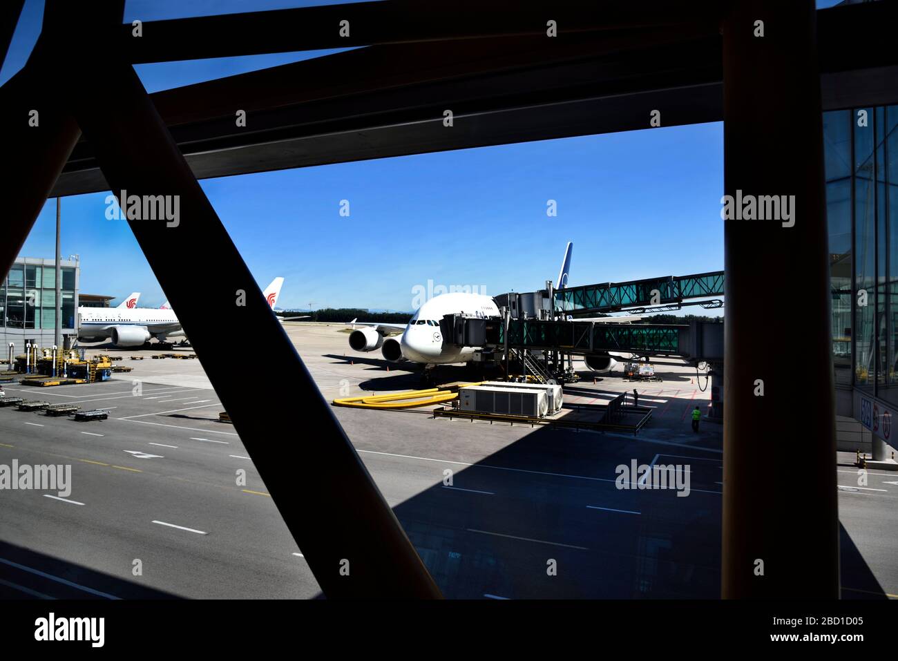 Super jumbo hi-res stock photography and images - Alamy